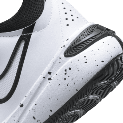 Nike Team Hustle D 11 Big Kids' Basketball Shoes. Nike JP