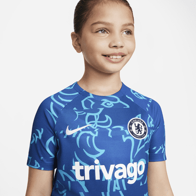 Chelsea F.C. Older Kids' Nike Dri-FIT Pre-Match Football Top. Nike AE