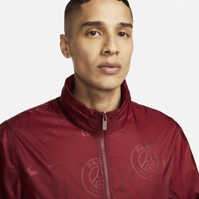 Paris Saint-Germain Sport Essential v. Nike LU