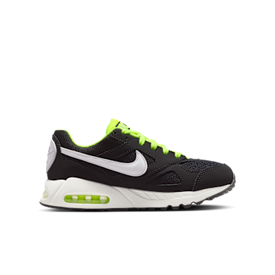 Nike Air Max IVO Older Kids' Shoes. Nike NL