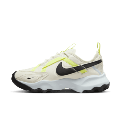 Chaussure Nike TC 7900 pour femme. Nike BE