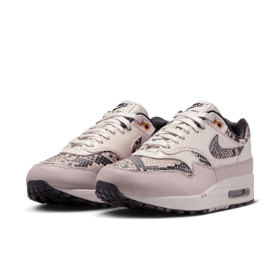 Nike Air Max 1 '87 Women's Shoes. Nike VN