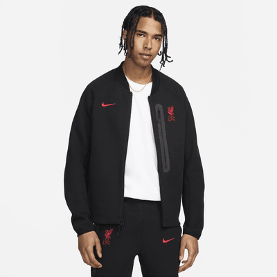 Liverpool F.C. Tech Fleece Men's Nike Football Jacket. Nike IE