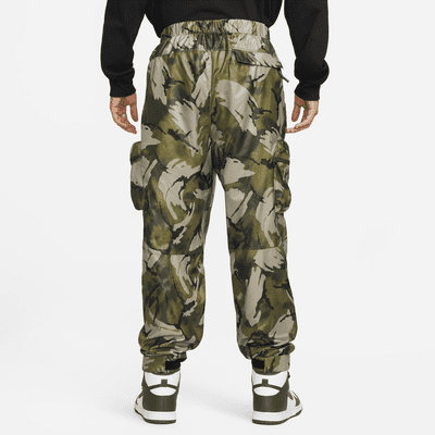 Nike Sportswear Tech Pack Men's Lined Woven Trousers. Nike RO