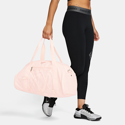 Nike One Club női edzőtáska (24 l). Nike HU