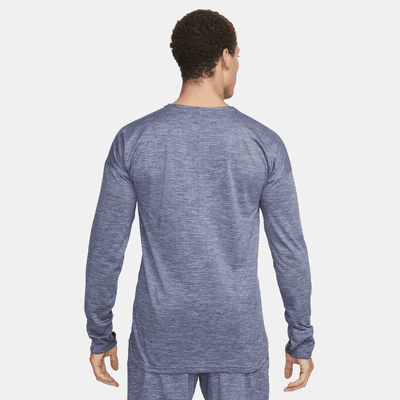 Męska koszulka z półokrągłym dekoltem Dri-FIT Nike Yoga. Nike PL