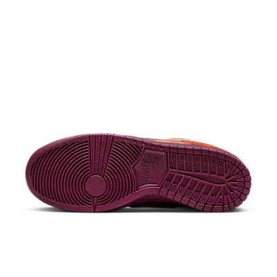 Nike SB Dunk Low Pro Premium Skate Shoes. Nike NO