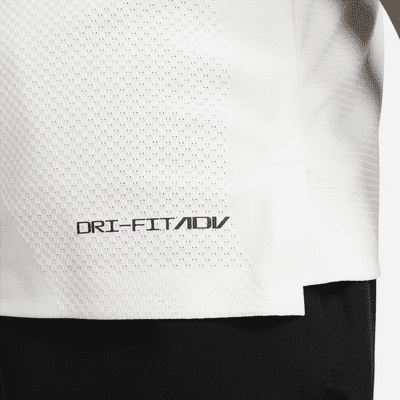 Nike Dri-FIT ADV Tour Camo-Golf-Poloshirt für Herren. Nike LU