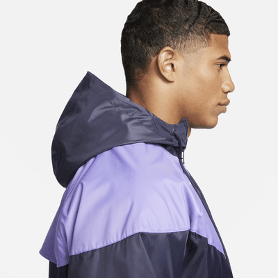 Liverpool F.C. Sport Essentials Windrunner Men's Nike Hooded Football ...
