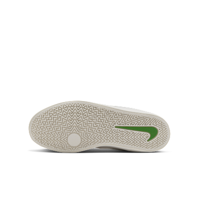 Nike SB Check Canvas Big Kids' Skate Shoes. Nike JP