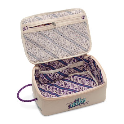 Nike Shoe Box Bag (Small, 8L). Nike SG