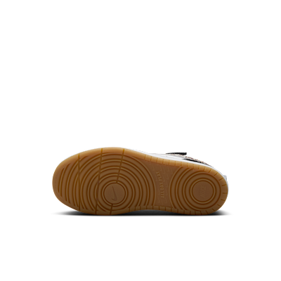 Chaussure Nike Court Borough Low pour enfant. Nike CH