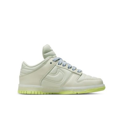 Nike Dunk Low SE Older Kids' Shoes. Nike SI