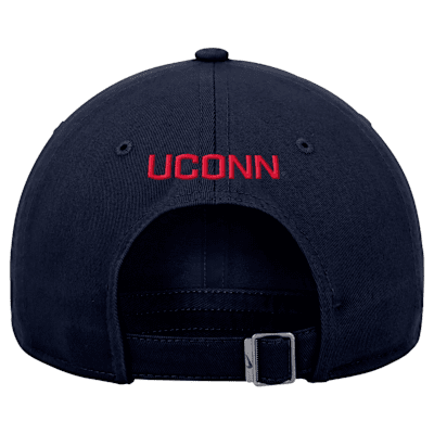 UConn Club Gorra universitaria Nike para hombre. Nike.com