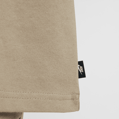 Nike Sportswear Premium Essentials Men's Pocket T-Shirt. Nike.com