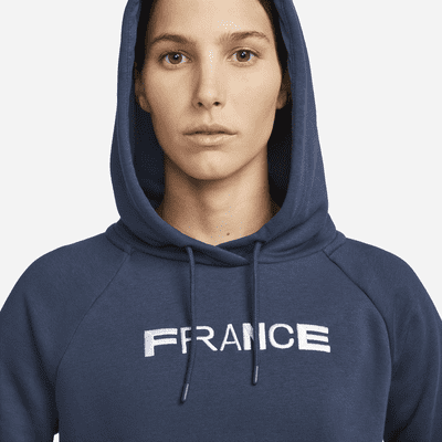 FFF Essential Women's Fleece Pullover Hoodie. Nike NL