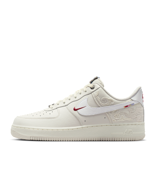 Tenis para hombre Nike Air Force 1 '07 SE "LNY". Nike.com