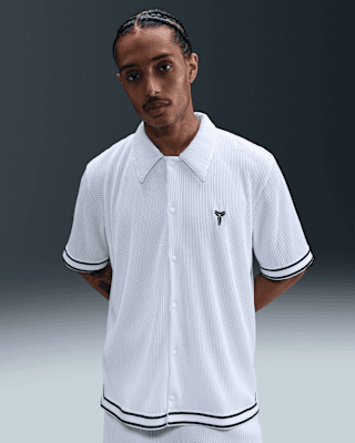 Playera de básquetbol de manga corta plisada para hombre Kobe. Nike.com