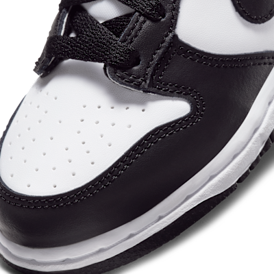 Nike Dunk Low Schuh für jüngere Kinder. Nike AT