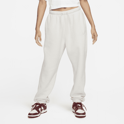 Nike Sportswear Plush Women's Joggers. Nike BE