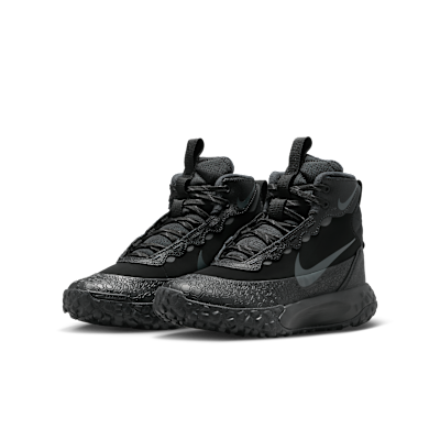 Nike Terrascout Older Kids' Boots with Reflective Design Accents. Nike BG