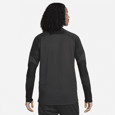 Haut d'entraînement de football à zip Nike Therma-FIT Strike Winter Warrior pour homme. Nike LU