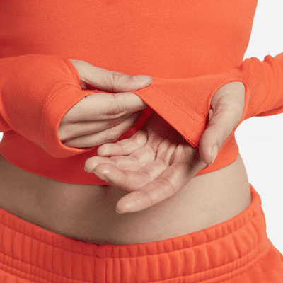 Nike Sportswear Women's Long-Sleeve Dance Crop Top. Nike AE