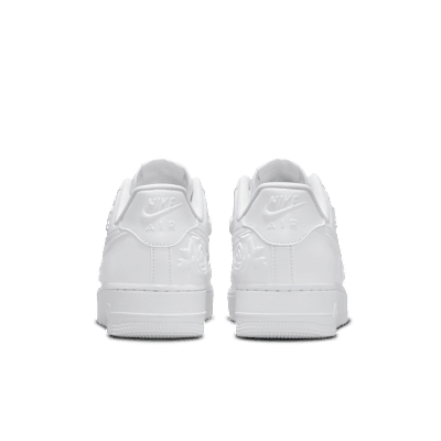 Γυναικεία παπούτσια Nike Air Force 1 '07. Nike GR