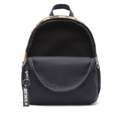 Nike Brasilia JDI Kids' Mini Backpack (11L). Nike VN