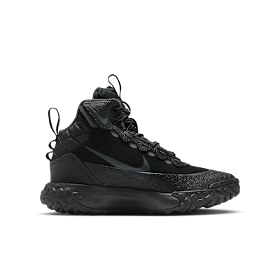 Nike Terrascout Older Kids' Boots with Reflective Design Accents. Nike CH