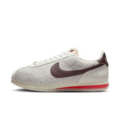 Nike Cortez '23-skoen til kvinder. Nike DK