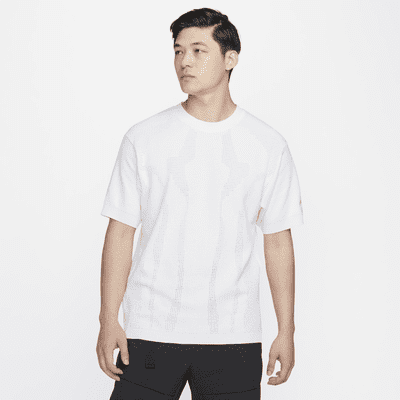 Nike Sportswear Tech Pack Men's Top. Nike VN