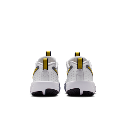 Nike G.T. Cut 3 SE Big Kids' Basketball Shoes. Nike JP