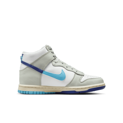 Nike Dunk High SE Older Kids' Shoes. Nike VN