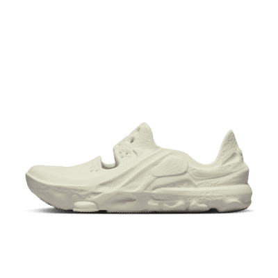 Nike ISPA Universal Men's Shoes. Nike DK