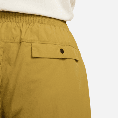 Nike Sportswear Repel Tech Pack Herren-Webhose. Nike DE