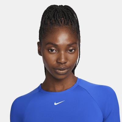 Nike Pro 365 Women's Dri-FIT Cropped Long-Sleeve Top. Nike NL