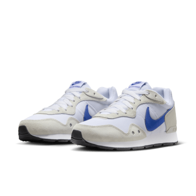 Nike Venture Runner Women's Shoe. Nike SI