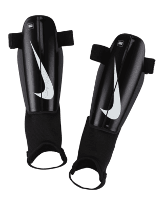 Nike Charge Canyelleres de futbol - Nen/a. Nike ES