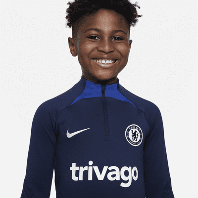 Chelsea F.C. Strike Older Kids' Nike Dri-FIT Football Drill Top. Nike GB
