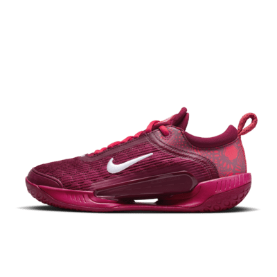 Tennissko för hårt underlag NikeCourt Air Zoom NXT för kvinnor. Nike SE