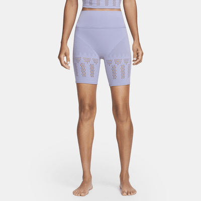 Nike Yoga Dri-FIT ADV Luxe Pantalón corto de talle alto - Mujer. Nike ES