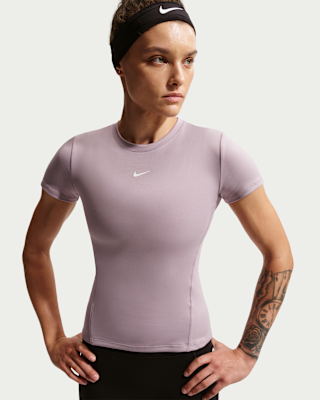 Nike One Women's Short-Sleeve Top. Nike SI
