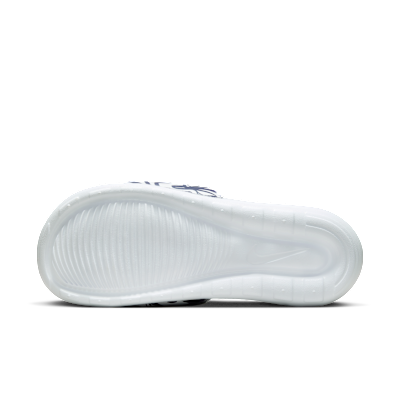 Nike Victori One Women's Slides. Nike.com