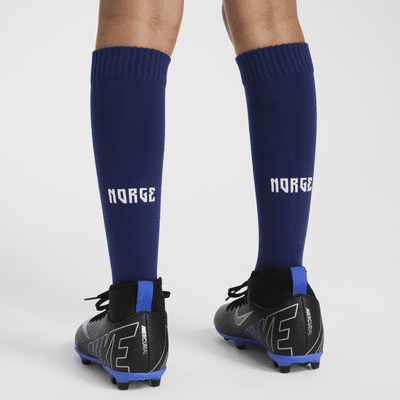 Norway 2024 Stadium Home Younger Kids' Nike Dri-FIT Football Replica 3-Piece Kit. Nike SI