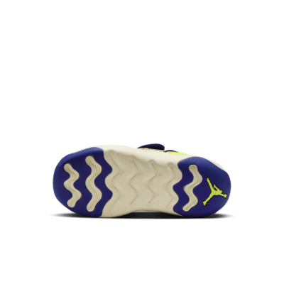 Jordan 23/7 Younger Kids' Shoes. Nike IN