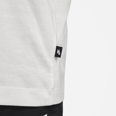 Nike Sportswear Men's T-Shirt. Nike.com