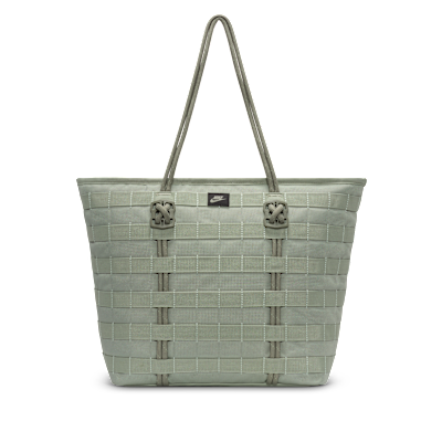 Nike Sportswear RPM Tote (26L). Nike VN