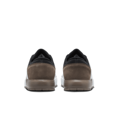 Jordan Nu Retro 1 Low Men's Shoes. Nike IN