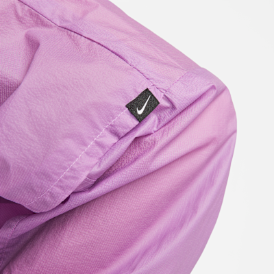 Nike Dri-FIT Run Division Women's Reflective Design Running Jacket. Nike DK